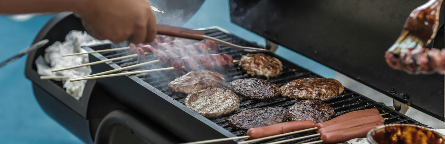 The hidden risk on your plate: BBQ meat and bowel cancer - Bowel Cancer ...